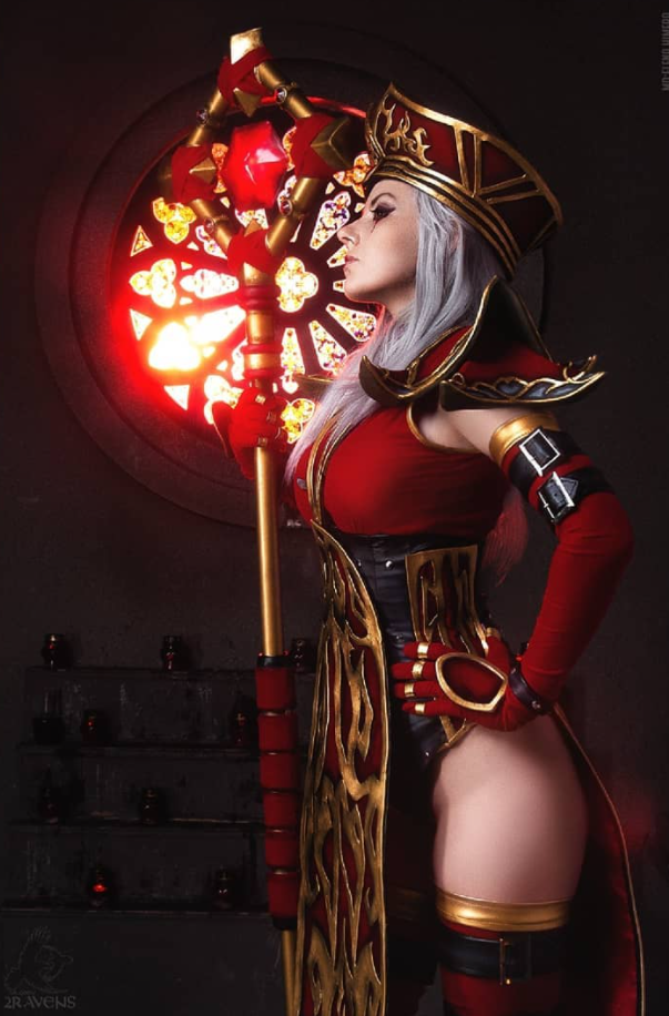 Косплей на Салли Вайтмейн Sally Whitemane из World Of Warcraft
